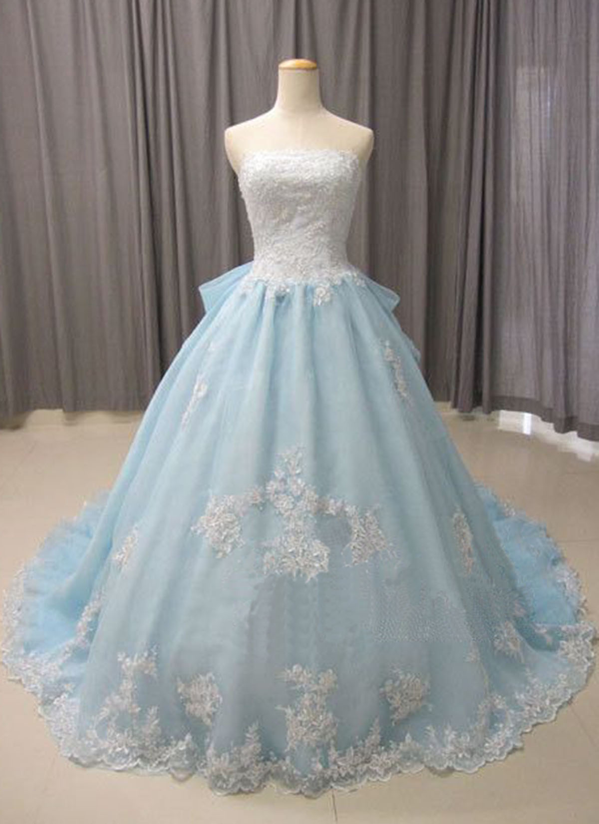 Blue Ball Gown,tulle Prom Dresses,strapless Prom Dress With Long Train ...